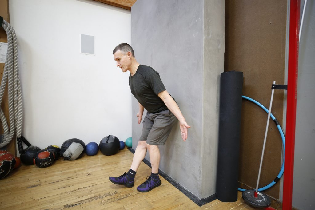GROOVE YOUR HIP HINGE PART 3: KICK-STAND WALL HIP HINGE - Jim Gourley ...