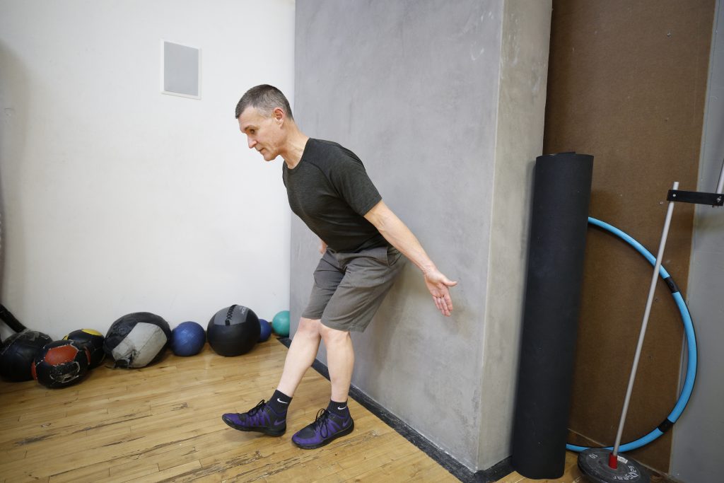 GROOVE YOUR HIP HINGE PART 3: KICK-STAND WALL HIP HINGE - Jim Gourley ...